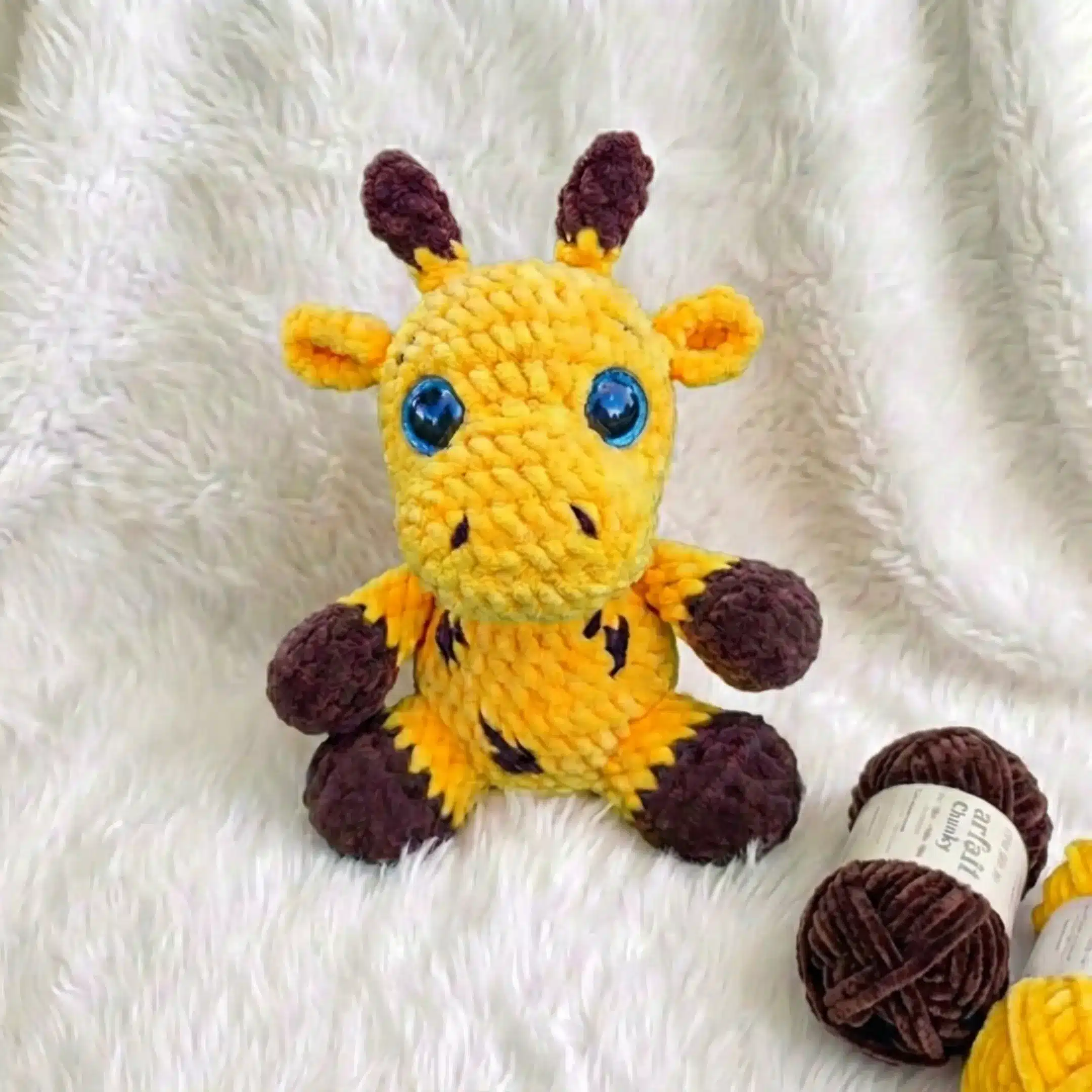 Free Ginny the Giraffe Crochet Pattern - Amigurumi Tutorial
